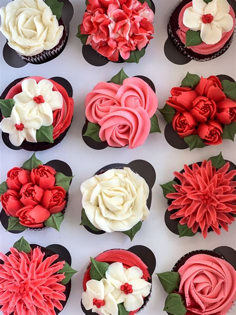 Red Velvet Cupcakes Decorating Ideas