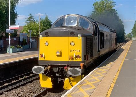 Class 37 37510 Orion 62 Year Old English Electric Type Flickr