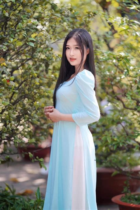 Ghim Của Thiện Ân Trên Áo Dài Áo Dài Cô Dâu Dép