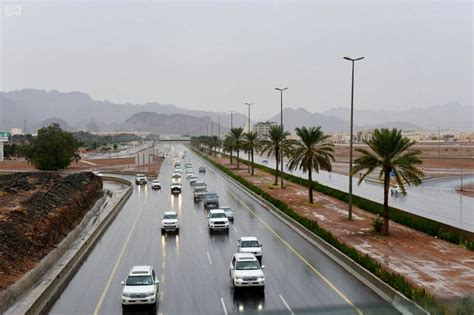 الوطني للأرصاد سحب رعدية ونشاط في الرياح ‏السطحية على ‏حائل