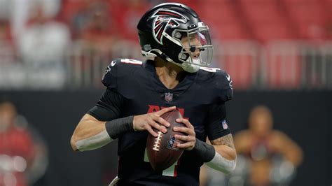 Atlanta Falcons Quarterback Desmond Ridder Switching Jersey Number From 4 To 9 For 2023