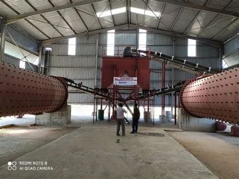Clinker Grinding Unit Capacity 100 Tpd To 3500 Tpd Model Type Mipl