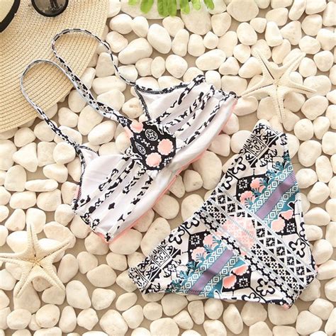 Retro Push Up Bikini Slim Wallet Company