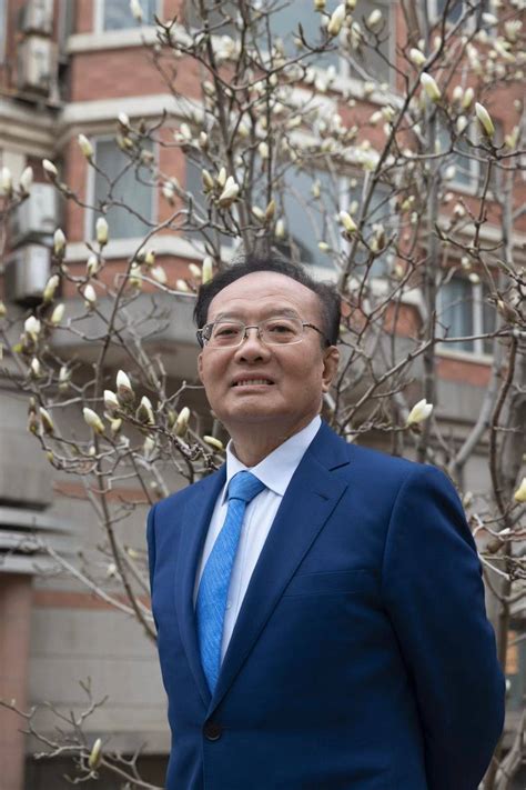 专访商务部原副部长魏建国：2023年全国社零总额有望突破50万亿 要将消费理念转变为以人为中心中国我国经济