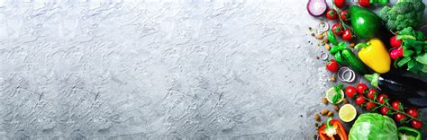 회색 바탕에 신선한 야채 세트입니다 향기로운 나물 양파 아보카도 브로콜리 고추 종 가지 양배추 무 오이 아몬드 Rucola 아기