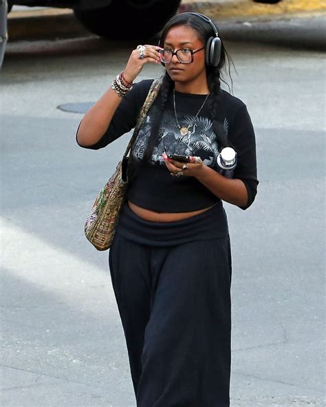 Sasha Obama Out And About In Los Angeles 02172023 Hawtcelebs