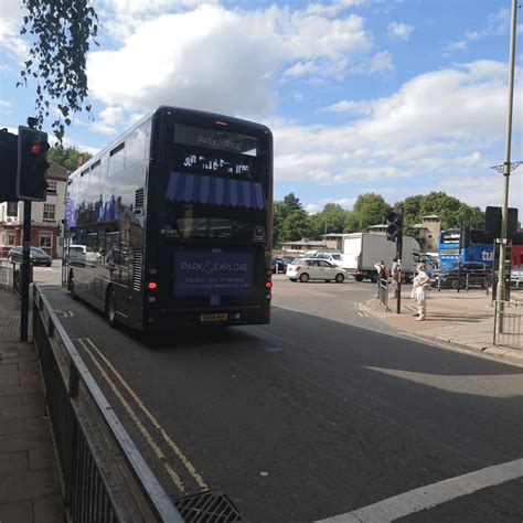 Bus Driver Blocking Crosswalk Ridiotsincars