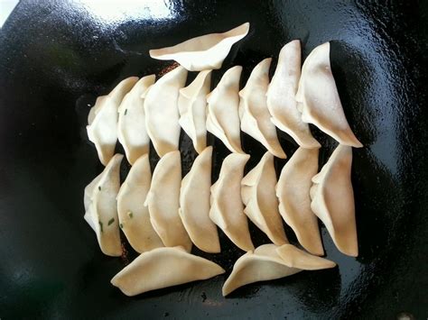 私房锅贴怎么做私房锅贴的做法豆果美食