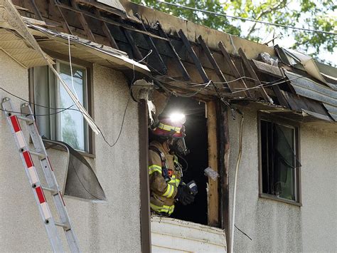 Edmonton Firefighters Battle Blaze At The 118 Avenue Apartment Building