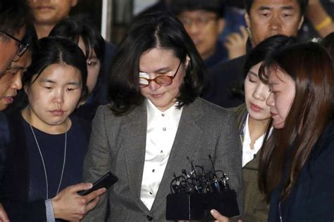 文在寅的親信門》首爾法院批准逮捕前法務部長妻子，總統心腹曹國恐難逃法網 風傳媒