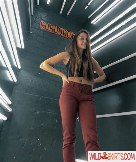 9 Hot Photos By Silenced Hippie