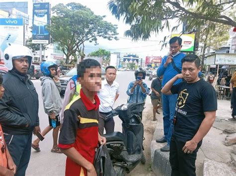 Warga Polisi Gagalkan Sejumlah Pelajar Di Kendari Bawa Sajam Untuk Tawuran