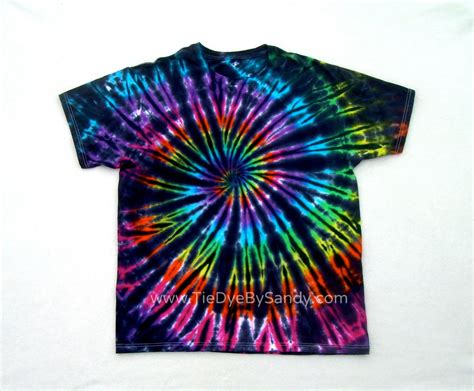 Tie Dye Shirt Inverted Rainbow Spiral Tie Dye Crafts Tie Dye Diy