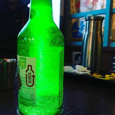 Heres Why Every Korean Youve Ever Seen Shakes Their Soju Bottle