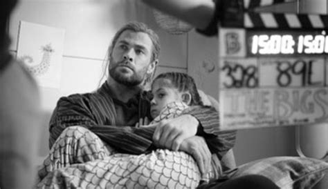 Chris Hemsworth Shares Adorable Photos With His Daughter On Thor Set 11 Years Apart Video