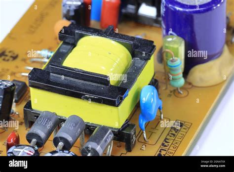 Analog Circuit Board System Repairing Maintenance Technology