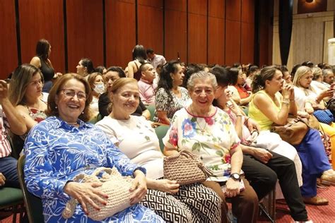 Más De 260 Mujeres Se Graduaron De La Mano De La Casa De La Mujer