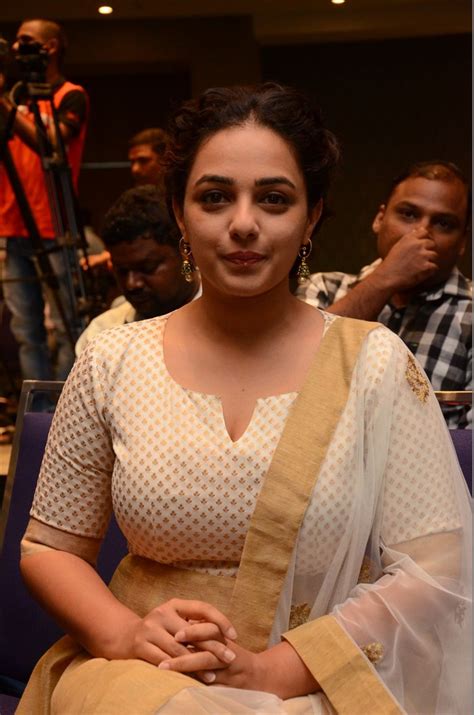 Dulquer Salmaan Nithya Menen At 100 Days Of Love Press Meet Photos