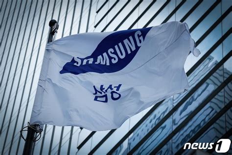 삼성전자 평균연봉 13억 천만 원↑직원 129만 명 역대 최대 뉴스1