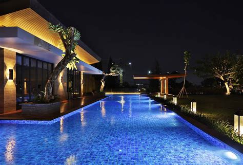 Architecture Reflecting Pool