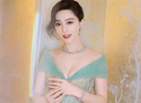 女生的臉型一般分為6種，如若你是第一種，不用化妝也很好看 每日頭條