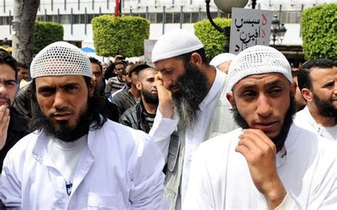 Ženy Potřebují Aby Je Oplodnili Muslimové Bílá Rasa Brzy Vyhyne