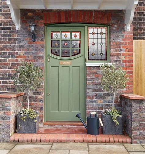 20 Beautiful Green Front Door Ideas Lady Decluttered