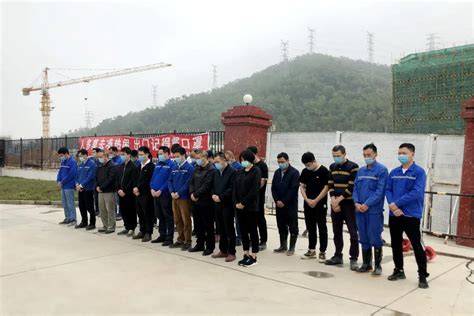 生命至上共寄哀思 格力集团深切哀悼抗疫牺牲烈士和逝世同胞 资讯中心 集团新闻 珠海格力集团有限公司