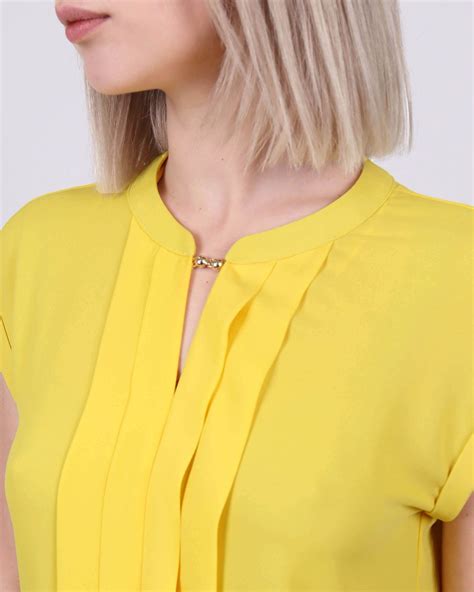 Блуза с декорация на врата Dika Fashion