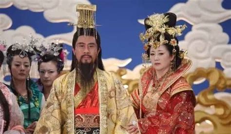 玉帝和王母娘娘，到底是什么关系呢，很容易回答凤凰网