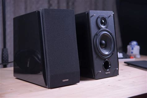 Edifier R1800BT Stereo Bluetooth Speakers Review - Bedroom Producers Blog