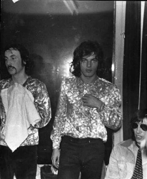 Pin By Lora Fletcher On Roger Waters Pink Floyd Pink Floyd Fan