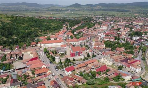 Inimioare pentru un zâmbet campanie umanitară de strângere de