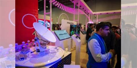 Jio Inches Closer To Launch Satellite Based Internet Services Awaits