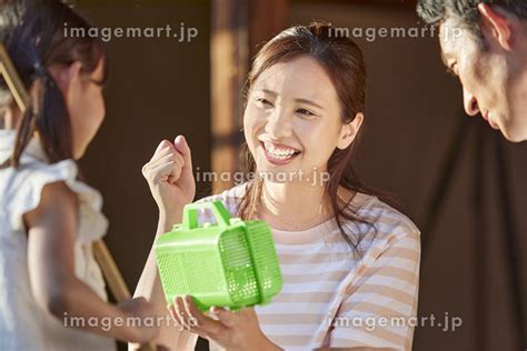 夏休みの日本人の子供の写真素材 176816082 イメージマート