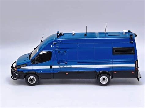 Iveco Daily Poste De Commandement Et De Transmissions De La Gendarmerie Miniat Machauto