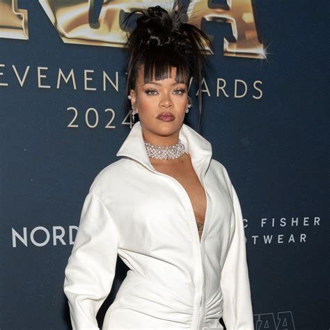 Rihanna Y Su Desfile De Savage X Fenty Lencería Para Todo Tipo De Mujeres