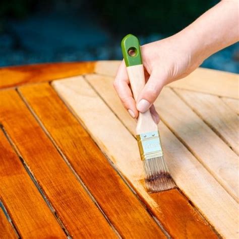 Guía paso a paso para barnizar tus muebles de madera Prisa