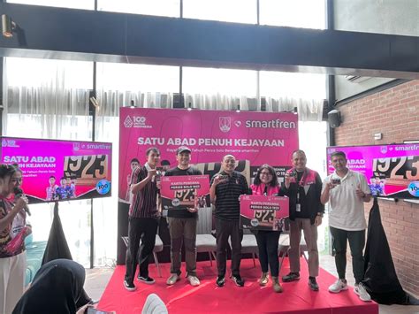 Rayakan Tahun Persis Solo Smartfren Luncurkan Kartu Perdana Limited Edition