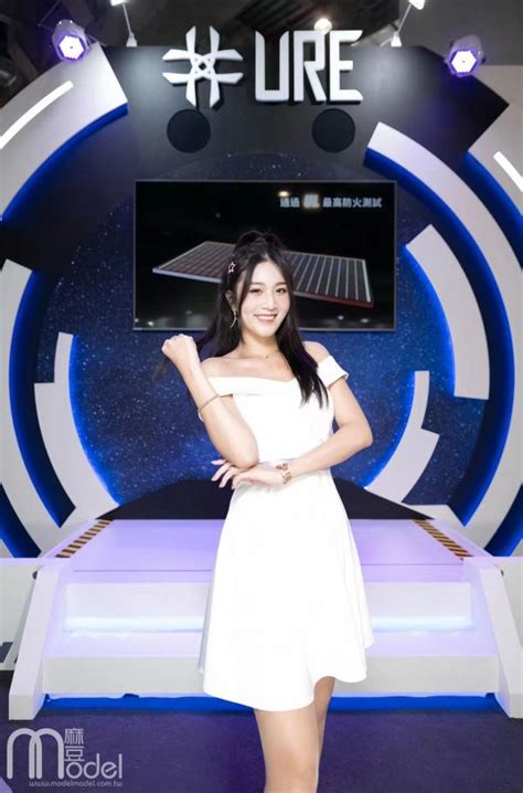 Alisa Model網 一個連盲腸都有自介影片的model網站