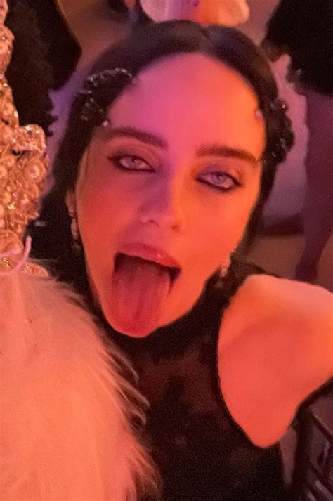 Pin By Mabiferxg On Photos Billie Billie Eilish Met Gala