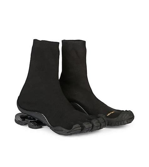 Shoes That Look Like Feet Rstreetwearaesthetic