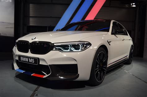 Us Werbung Mama Fährt Bmw M5 F90 Mit M Performance Parts Allgemein Das Bmw Generation F