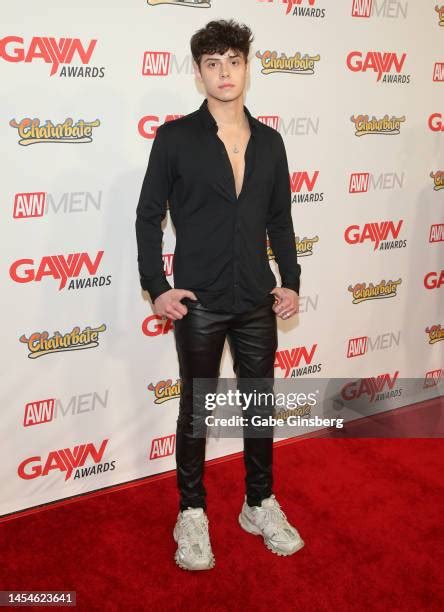 Asher Ginsberg Photos And Premium High Res Pictures Getty Images