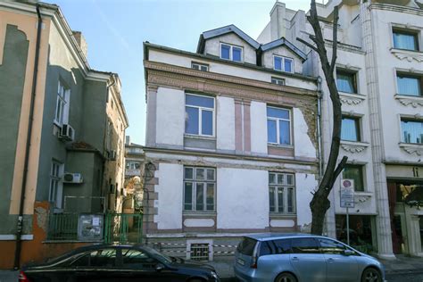 Жилищна сграда, Варна, ул. "Петко Каравелов" №42