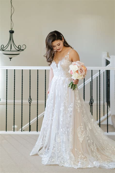 Madi Lane Harper Used Wedding Dress Save 26 Stillwhite