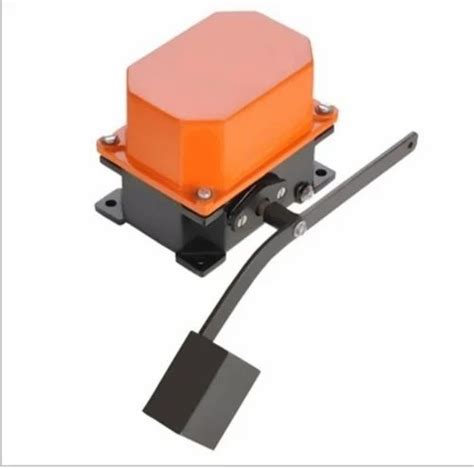 Cwls 2 Aluminium Crane Limit Switch Counter Weight Gravity Limit Switch At ₹ 2200piece Cwls 2 Aluminium Crane Limit Switch Counter Weight Gravity Limit Switch At ₹ 2200piece