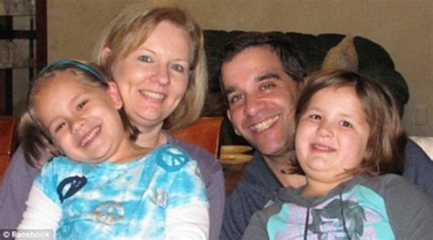 Anh Em Sinh I K T H N V I Ch Em Song Sinh V Y Con C A H S Tr Ng Nh Th N O