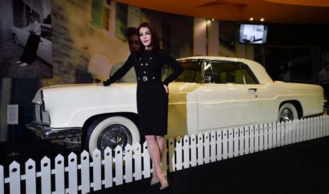 پریسیلا پریسلی از سختی‌های زندگی با الویس می‌گوید ایندیپندنت فارسی