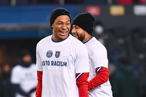 Psg La Gentille Guerre Est Déclarée Entre Neymar Et Mbappé